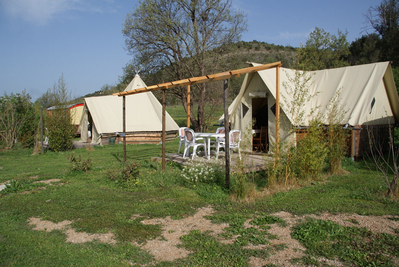 Teepee tent glamping | YourGlamping.com | Stay in a tipi